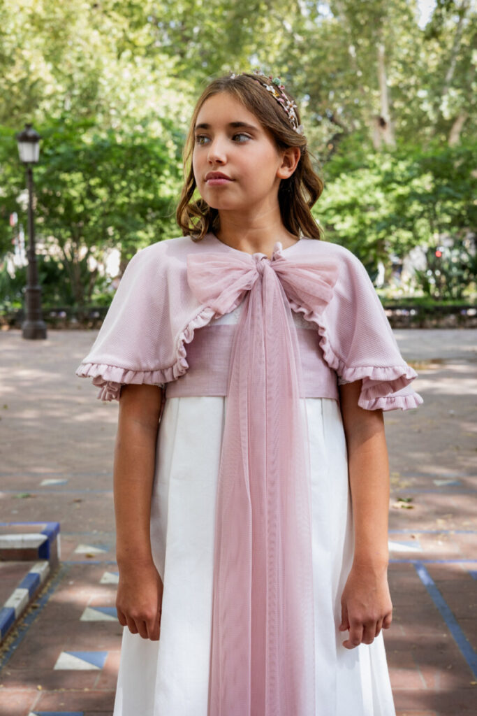 CAPA ROSA COMUNIÓN - Vestidos de comunión | Trajes de comunión | Pilar ...